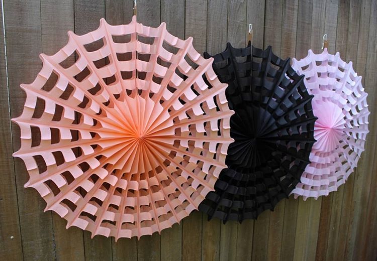 27 Inch Halloween Web Fan, 3-pack - Made in USA – Devra Party Art